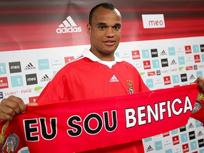 Benfica abre vantagem no Português no brasileirão